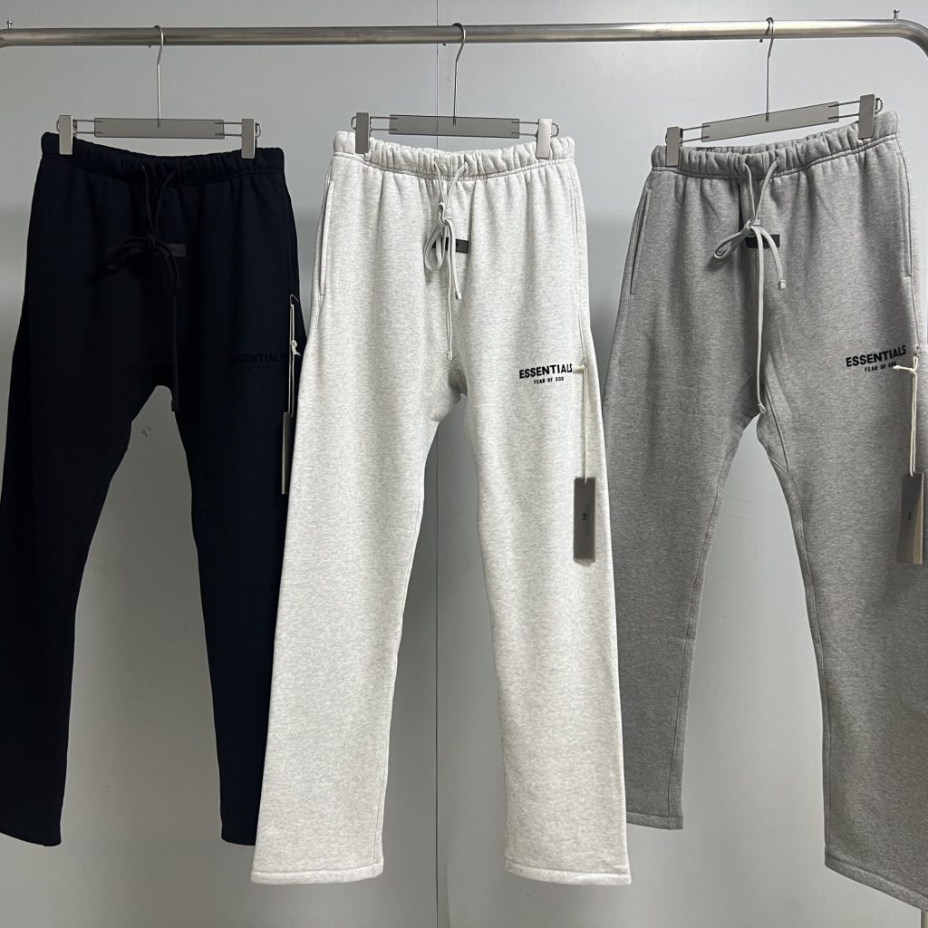#403 Essentials sweatpants - PIKACHUU